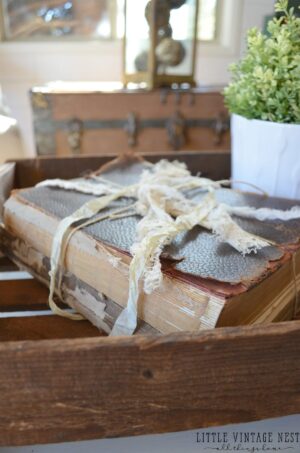 5 Ways to Decorate with Old Books - Sarah Joy