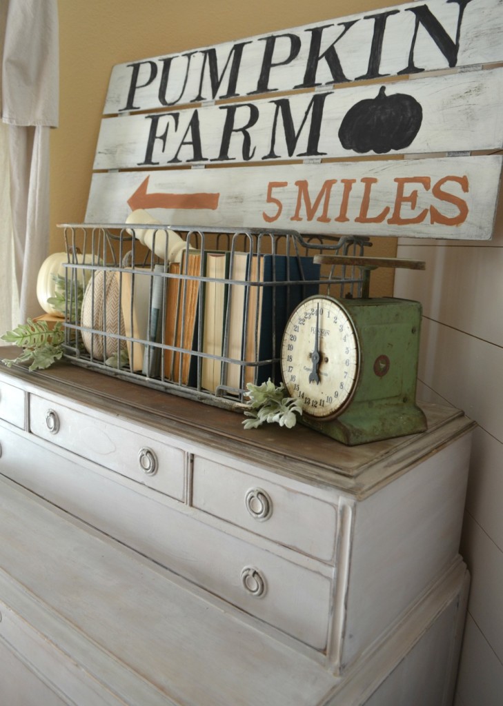 DIY Pumpkin Farm Sign - Sarah Joy