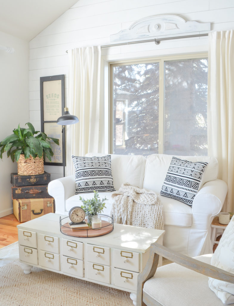 Easy Front Room Updates - Sarah Joy