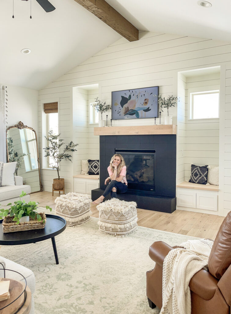 Built-In Seats in the Living Room - Sarah Joy