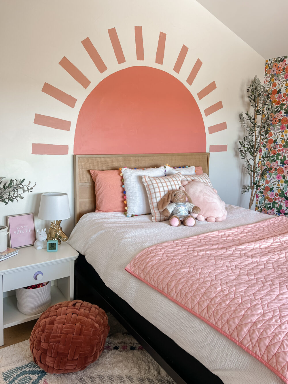 DIY Painted Sun Above Bed - Sarah Joy