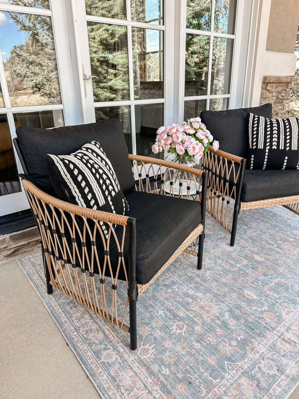 My Favorite Patio Chairs - Sarah Joy